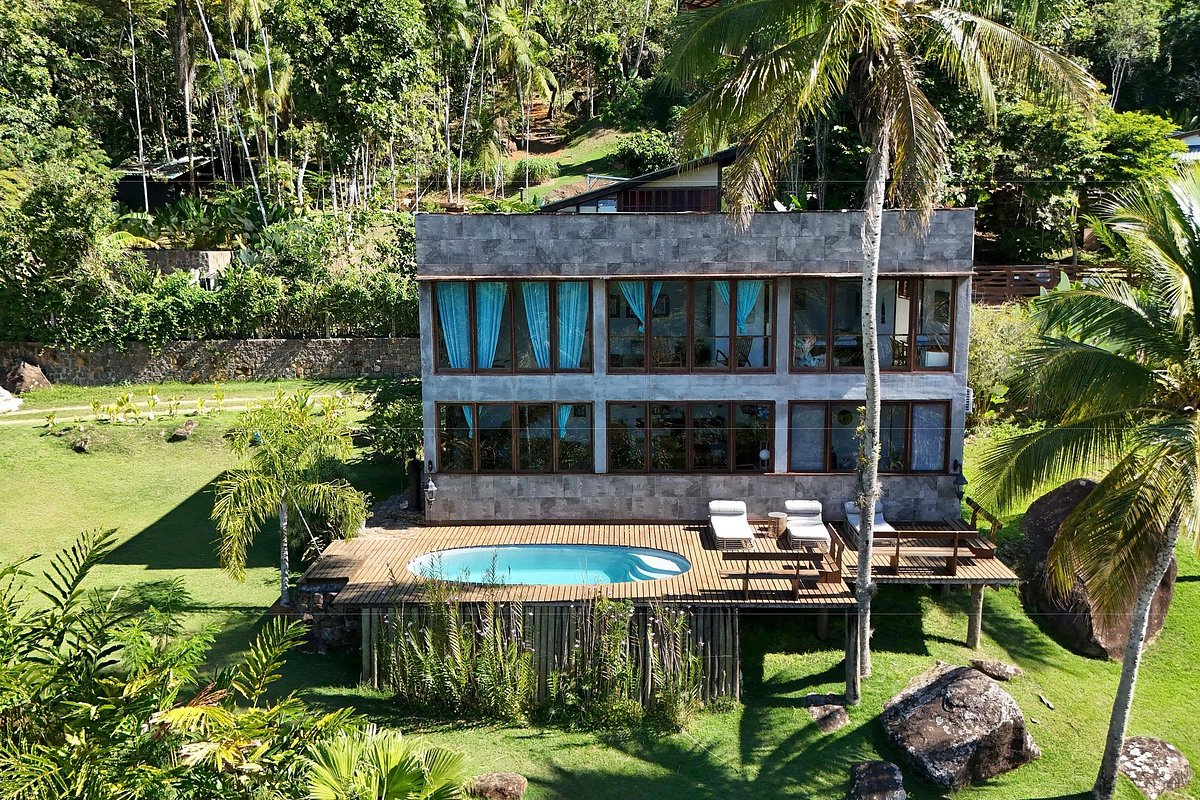 loft-mar-com-vista-espetacular-e-piscina?&width=1200&height=800